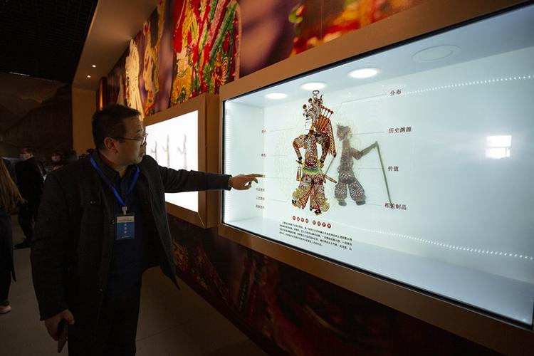Zhang Hongming: Insert digital wings for intangible cultural heritage ...