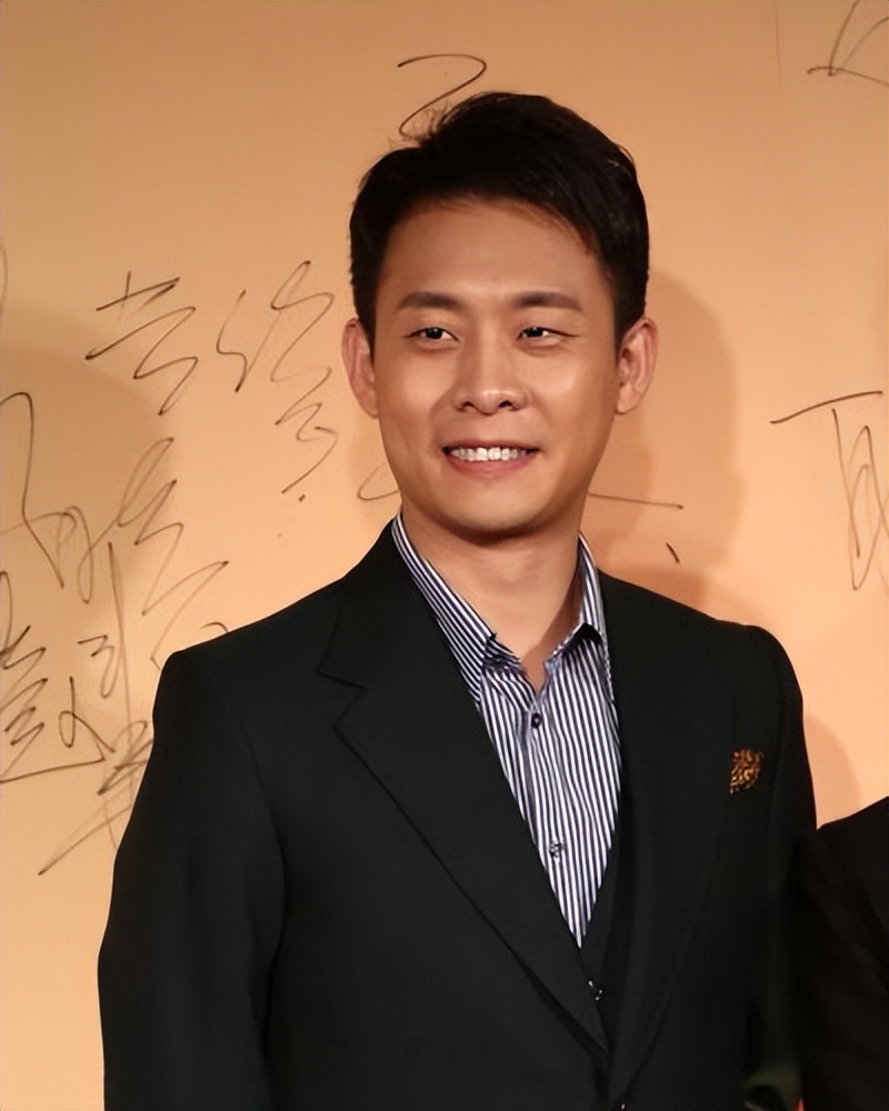 Zhang Yi: Marrying a second-married female anchor with a baby, a double ...