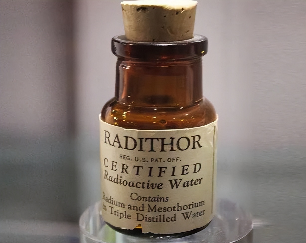 To strengthen his yang, he drank 1400 bottles of nuclear radiation ...