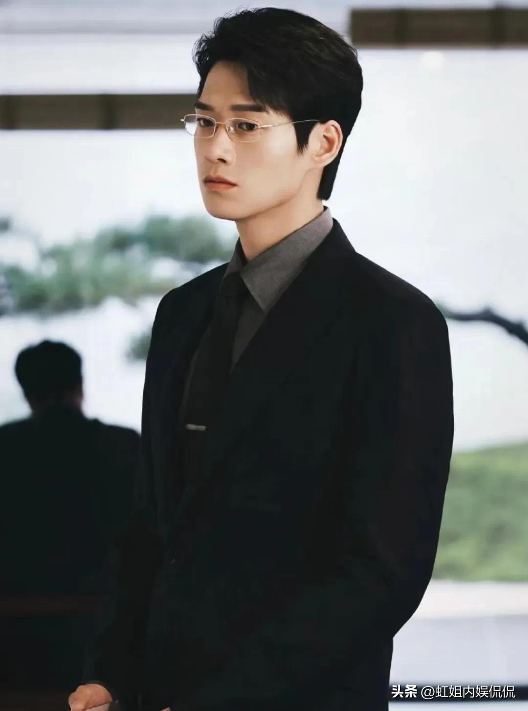 Wei Daxun embodies emotional value is more important than visual saturation! - iNEWS