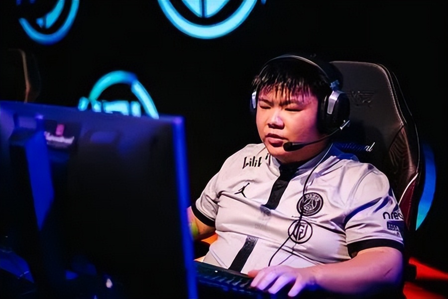 VP Knives: Maybe, Chalice, Fy come back, Ame, XinQ are suspected to return to the game - iNEWS