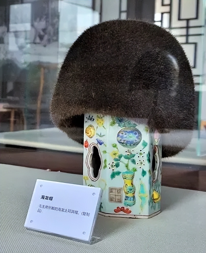 A century-old popular Sheng Xifu hat, one for Beijing men - iNEWS