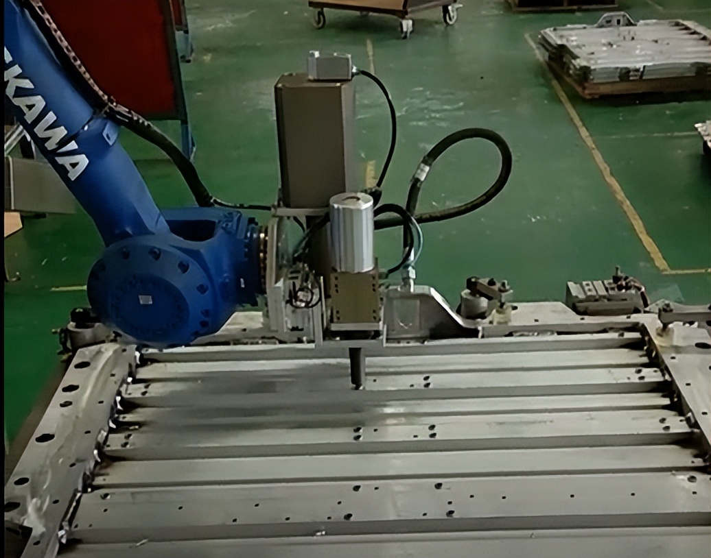 Vision-guided automatic riveting system case - iMedia
