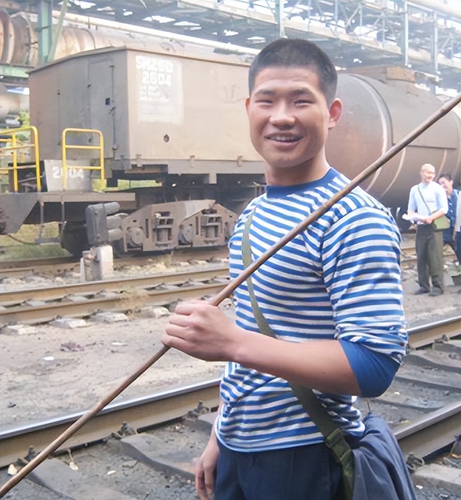 "Stone smashing the plane" Wu Qilong thought Xie Mengwei's "Little ...