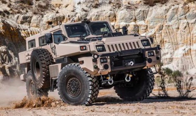 Hummer H1 is coming!The car is really cool - iMedia