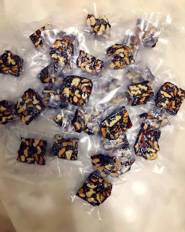 The process of making donkey-hide gelatin cake - iNEWS