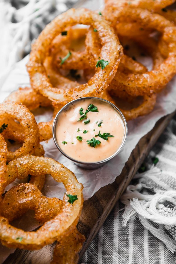 internet celebrity gourmet family appetizer fried onion rings Bermuda ...