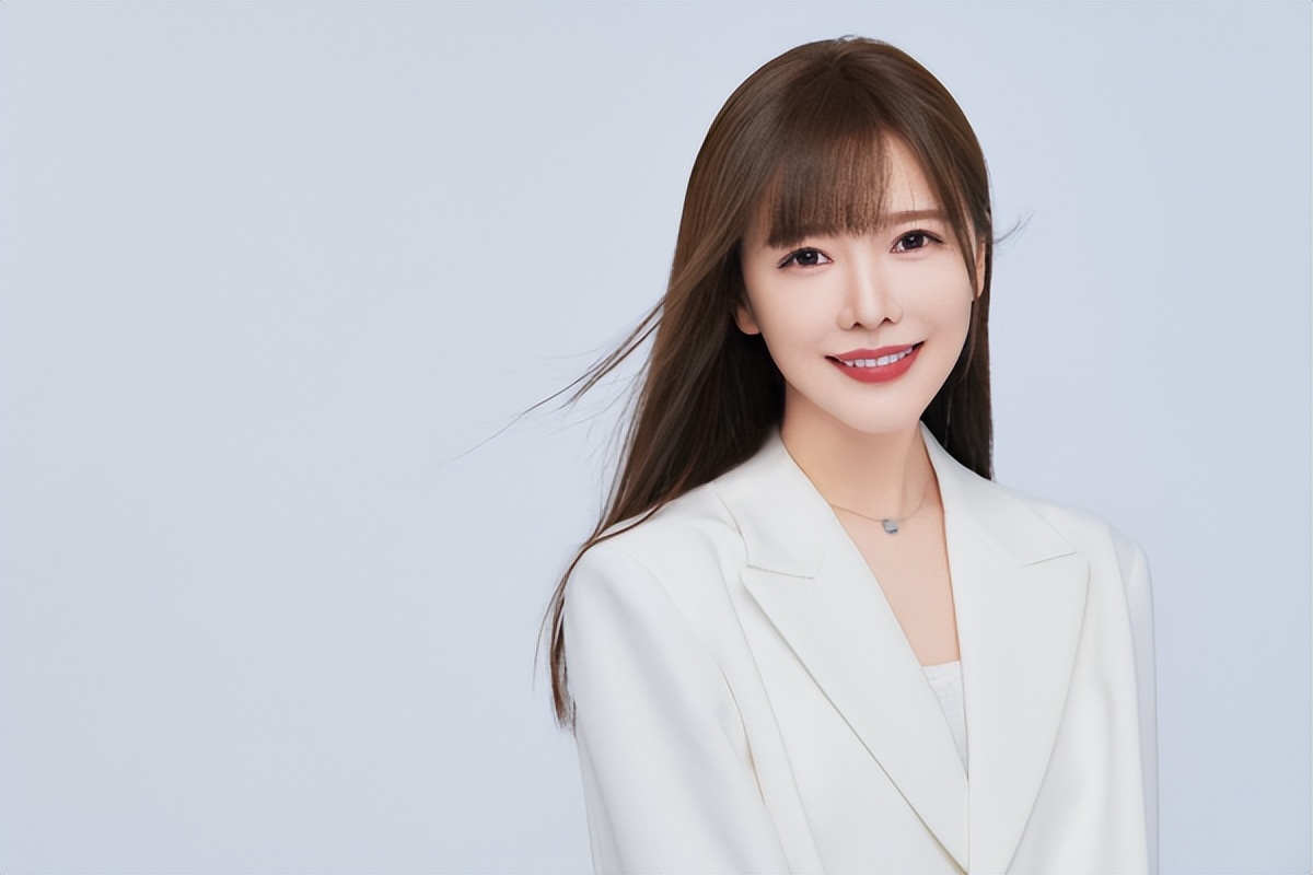 Mingyang Entertainment—Beauty Star—Tang Xiao - iMedia