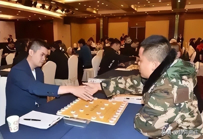 Chess booth anecdote (3) Wang Tianyi sleeps to death Liu Quan - iNEWS