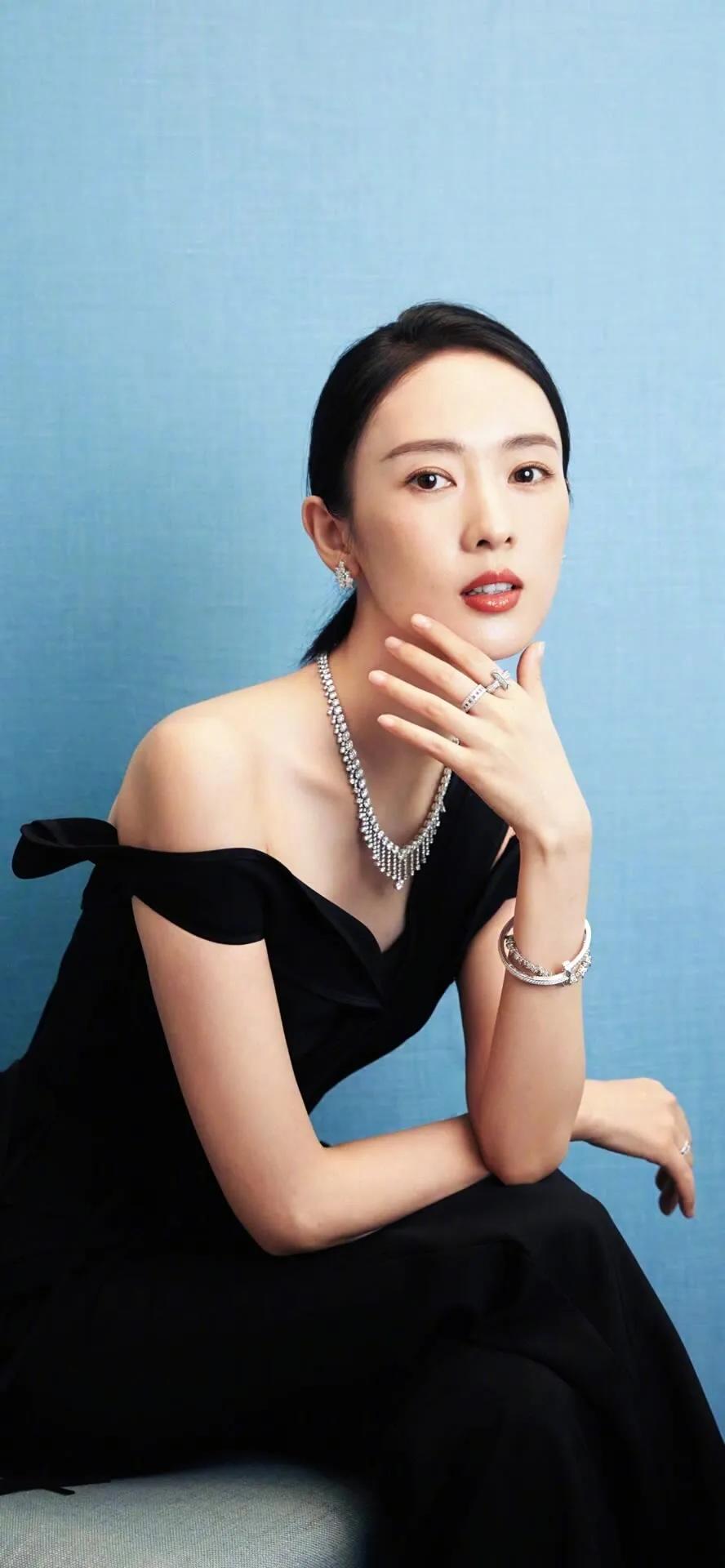 CCTV host Zhang Lei 1 - iNEWS