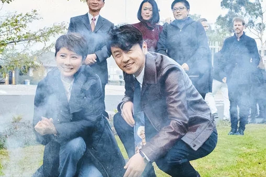 Xue Xiaolu's films use a lot of ancient poems and words to show ...