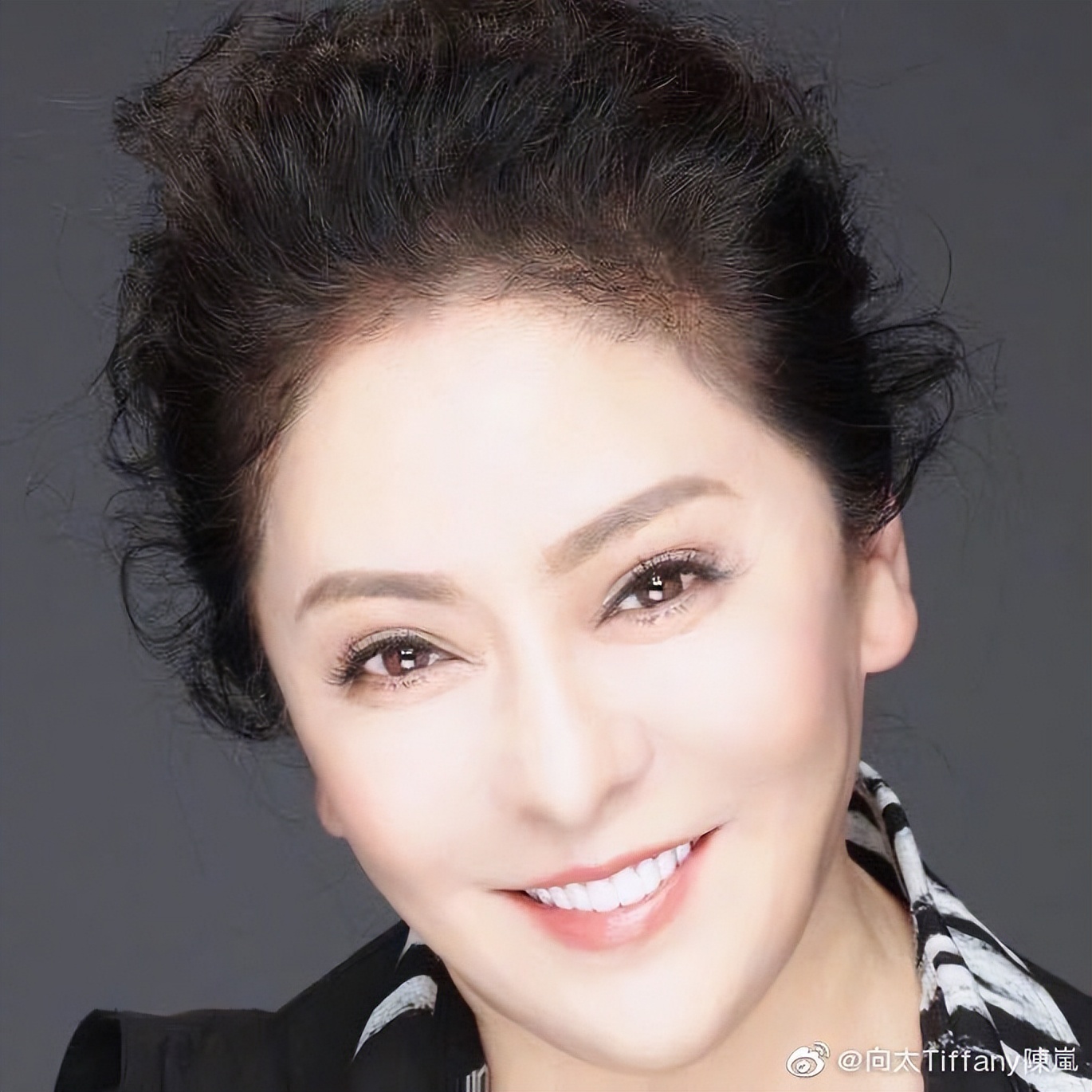 Xiang Tai Chen Lan posted beautiful photos of the bottom of the box ...