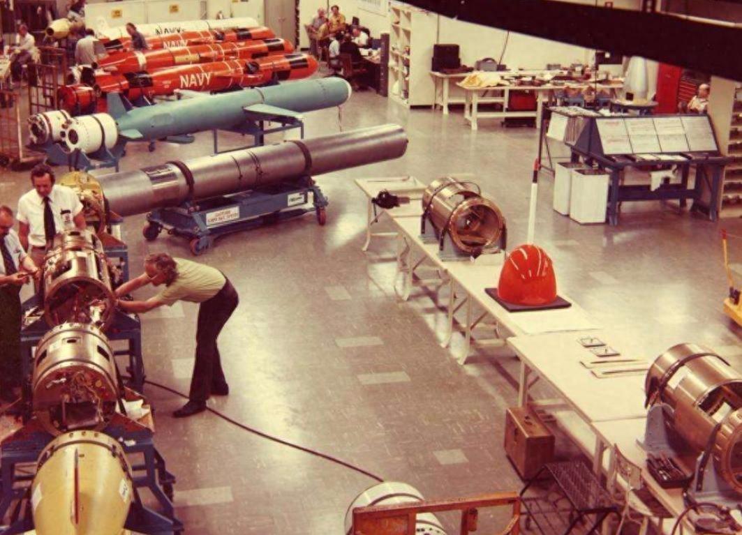 The 16 missile production lines are operating at full speed. Let's open ...