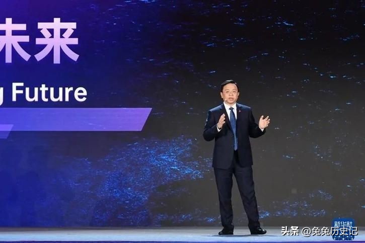 The legendary story of "Car King" Wang Chuanfu! - iNEWS