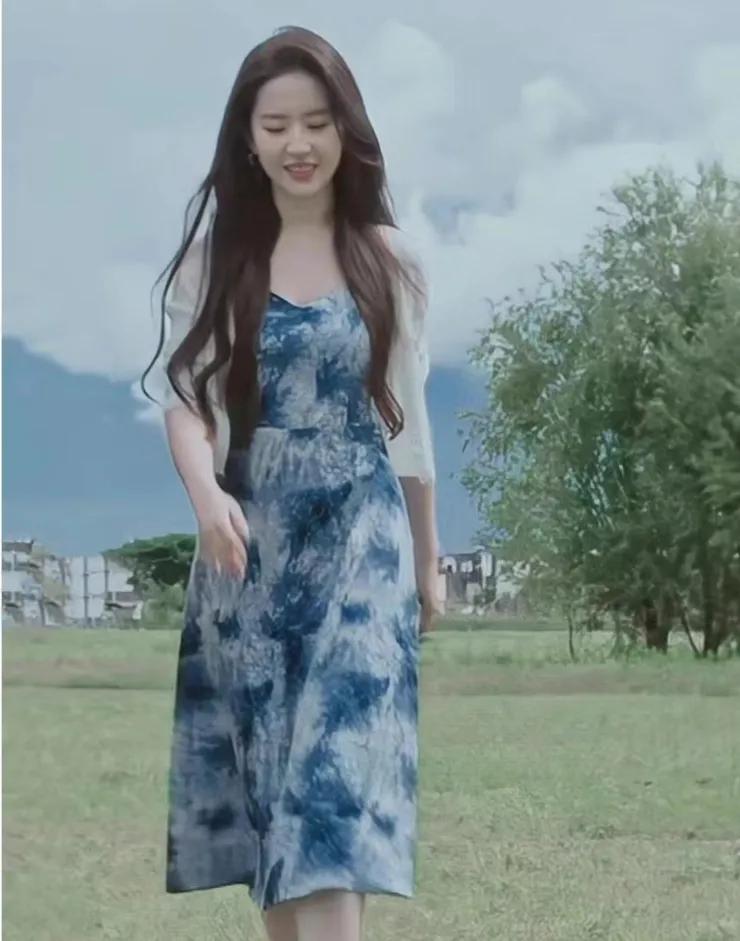 This spring is Liu Yifei's figure, so beautiful - iMedia