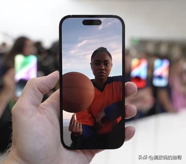 What mobile phones do rich people use? Apple can only be ranked third ...