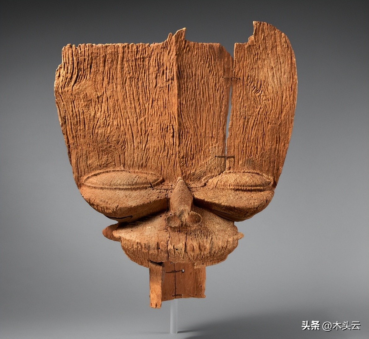 Tribal heritage from Cameroon: wooden masks nearly 1 meter high - iNEWS