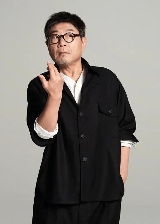 The 61-year-old Fan Wei became popular again, leaving Zhao Benshan was ...