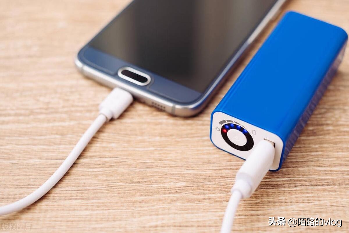 Top 10 Mobile Phone Chargers - iNEWS