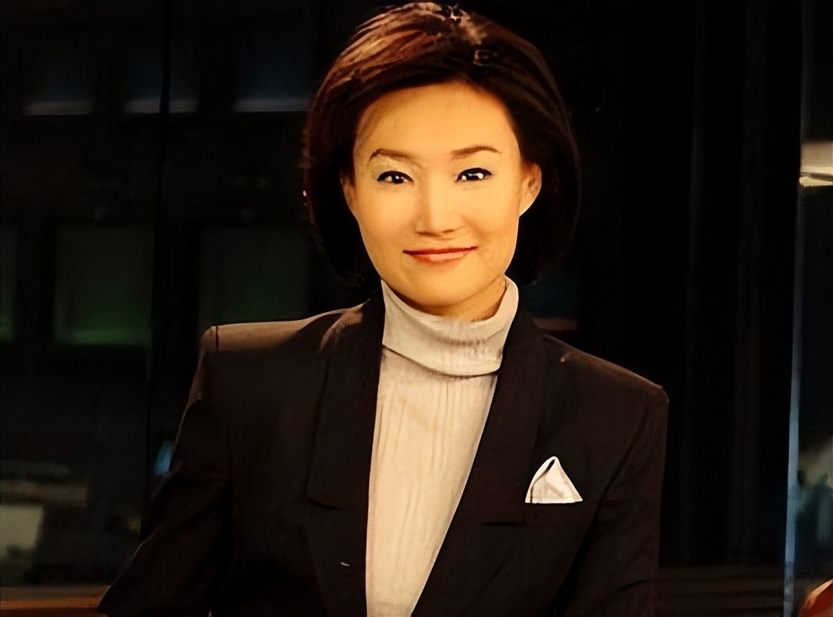 Li Zimeng, the national face of CCTV, wears a wig and insists on ...