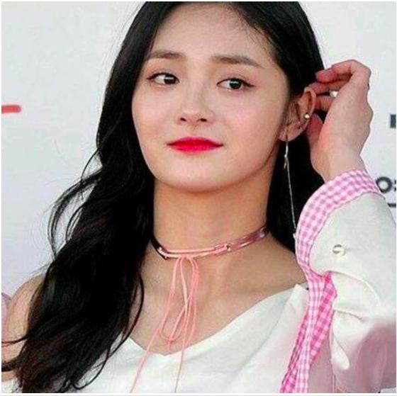 Small-faced actresses have too thick necks to perform in costume dramas ...