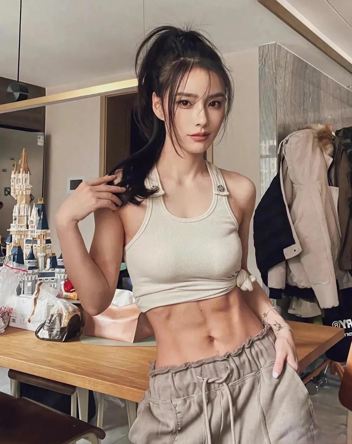 Chen Nuanyang is a beautiful woman, she has a great figure - iMedia