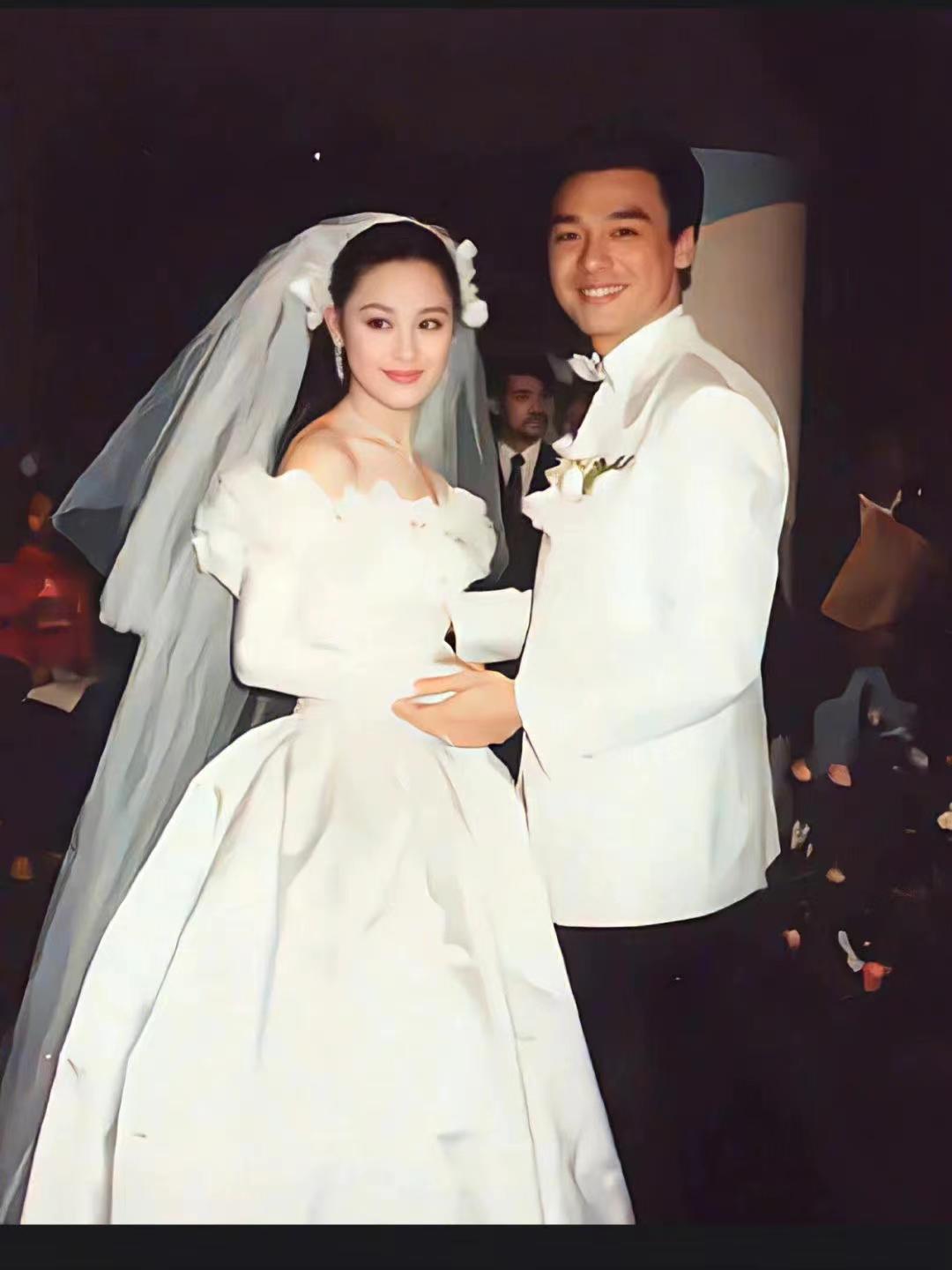 Zhang Xiaohui's naked love has amazed me for many years - iNEWS