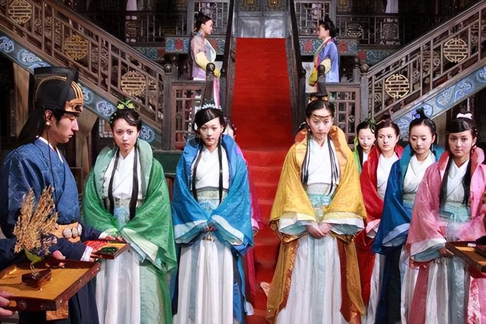 The daily life of ancient court ladies - iMedia