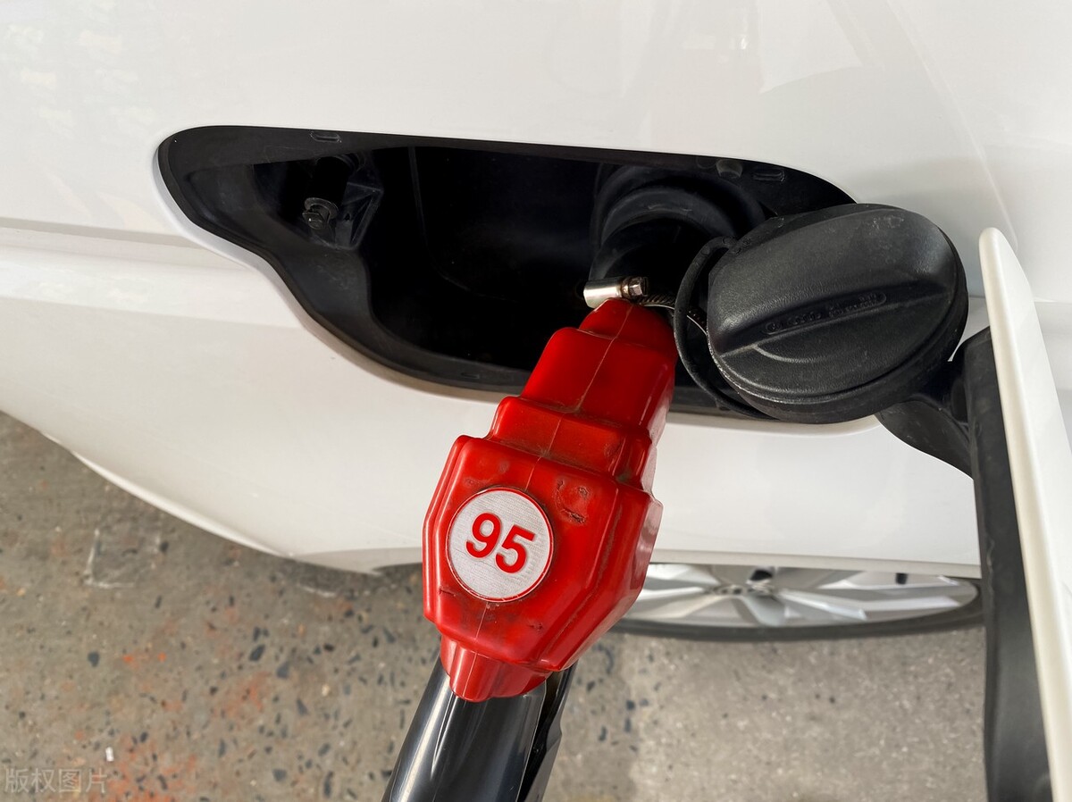 Why is the engine quieter and more fuel-efficient when using 95 ...