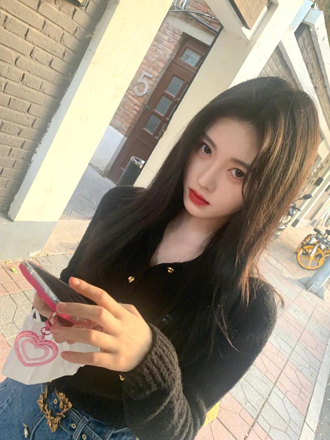 Ju Jingyi's beautiful picture 11 - iNEWS