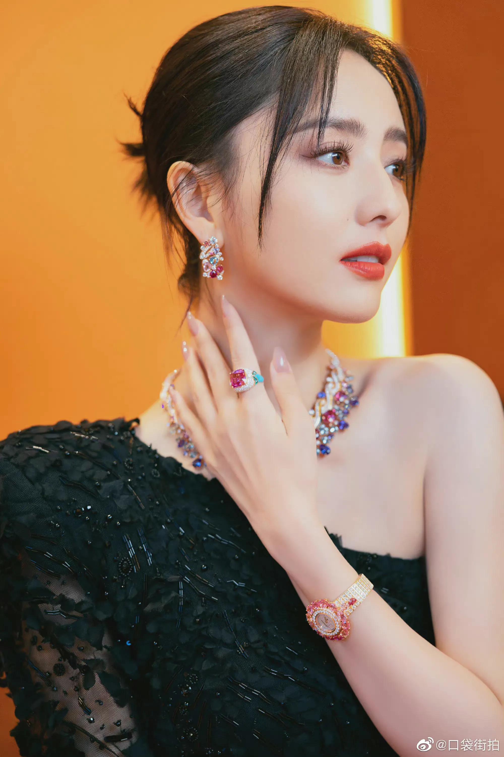 Beautiful picture of Tong Liya - iMedia