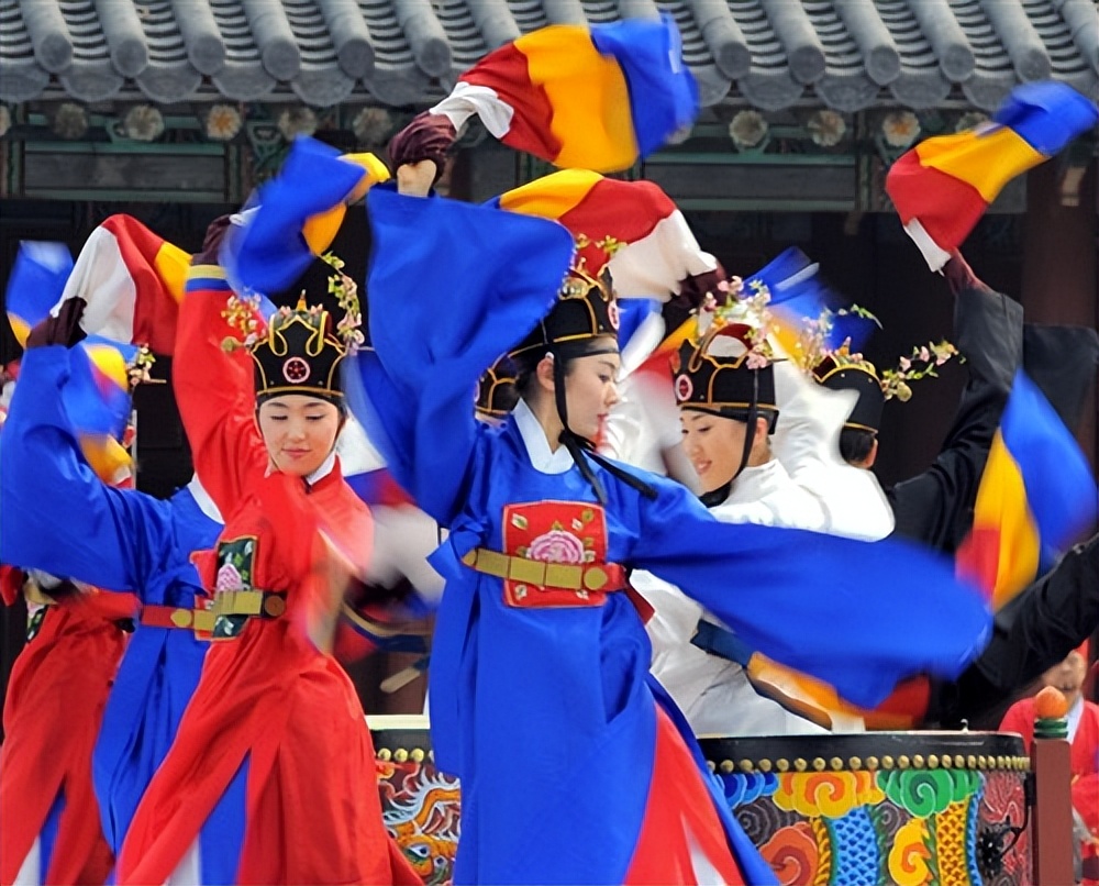 Singing Skills and Expressions in Ancient Korean Opera - iNEWS