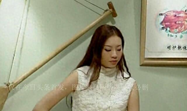 "Wild model" Zhang Rongrong has been away from the crew for 20 years ...