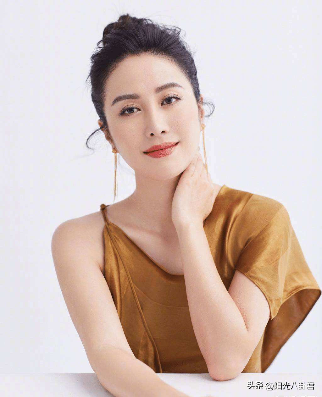 Michelle Ye wrote a cry to complain about being scammed. The dance ...