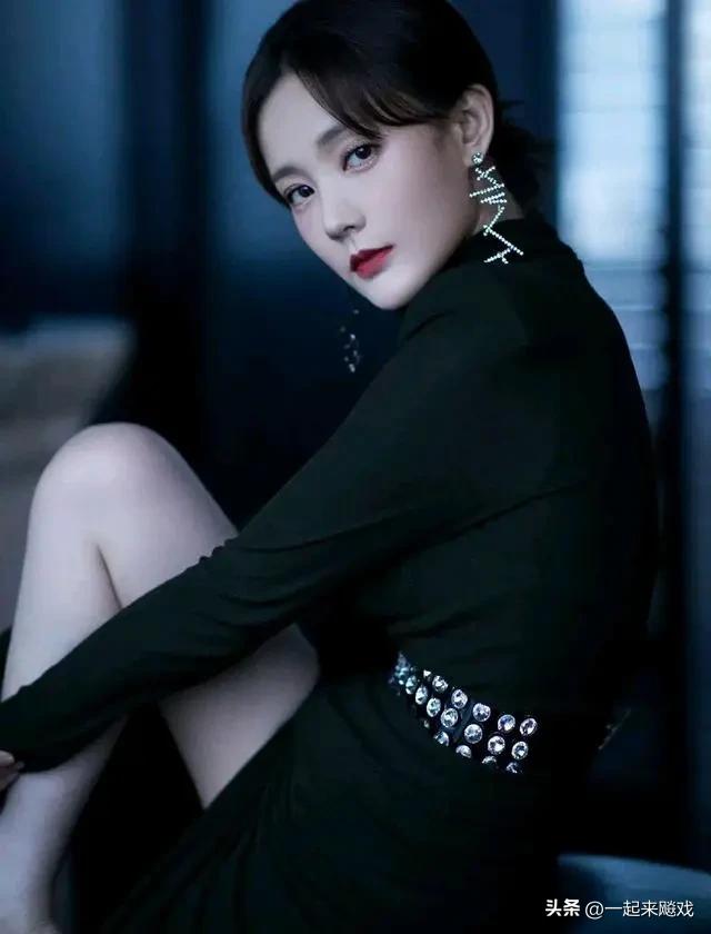 The Legend of the Condor Heroes 2016 version of Huang Rong's actor Li ...