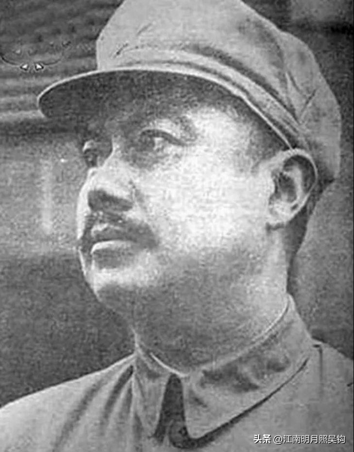 General Huang Kecheng, the commander of the 3rd Division of the New ...