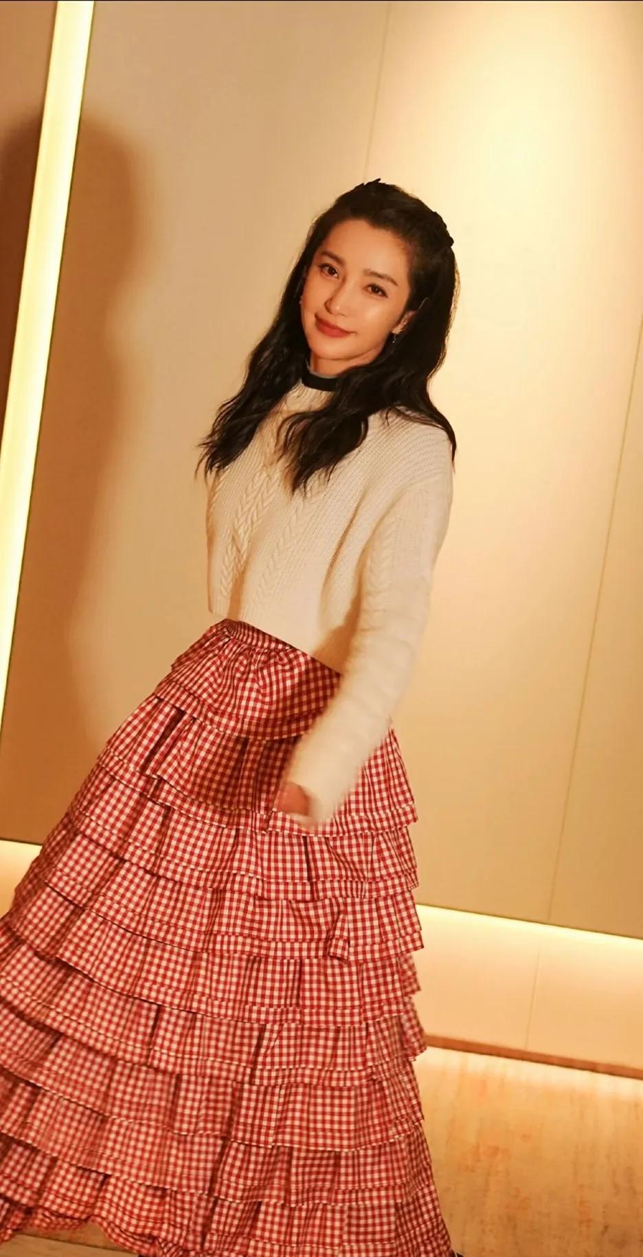 Share pictures, fashionista Li Bingbing's photo shoot - iMedia