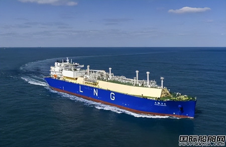 The world's largest river-sea intermodal LNG carrier "Princess Dapeng" was successfully ...