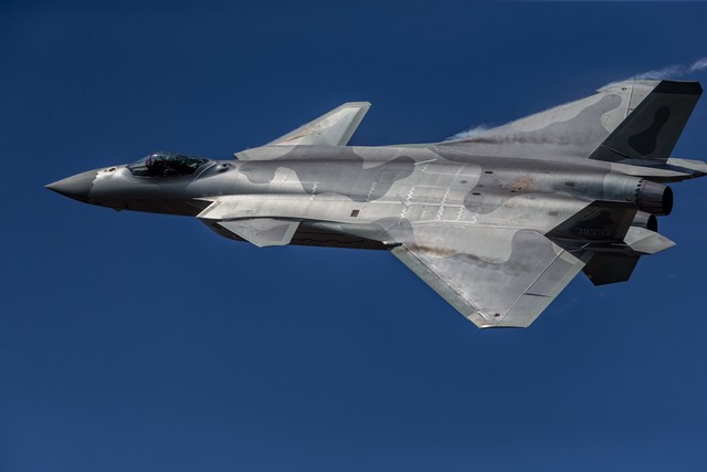 China's J-20 fighter rejuvenates: domestic turbofan-15 engine leads ...