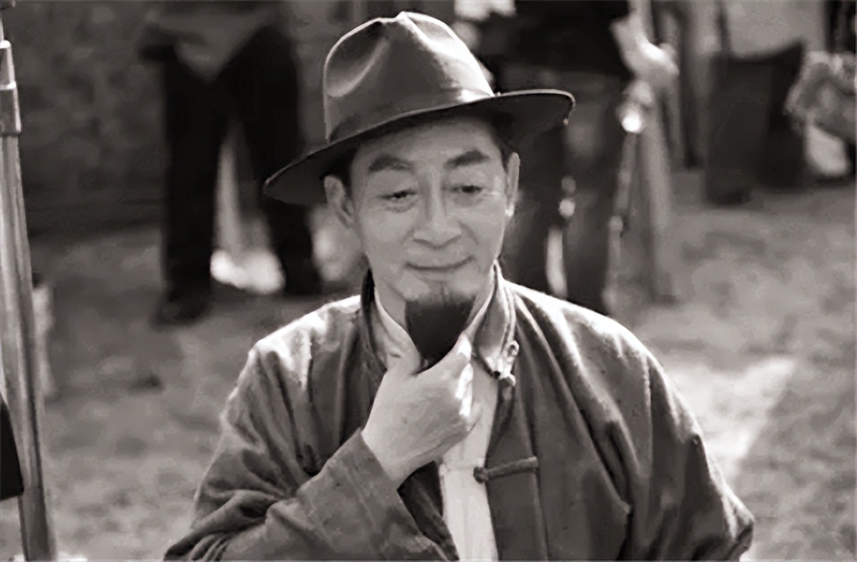 Why can Li San, the documentary swallow, fly over the walls? A ...