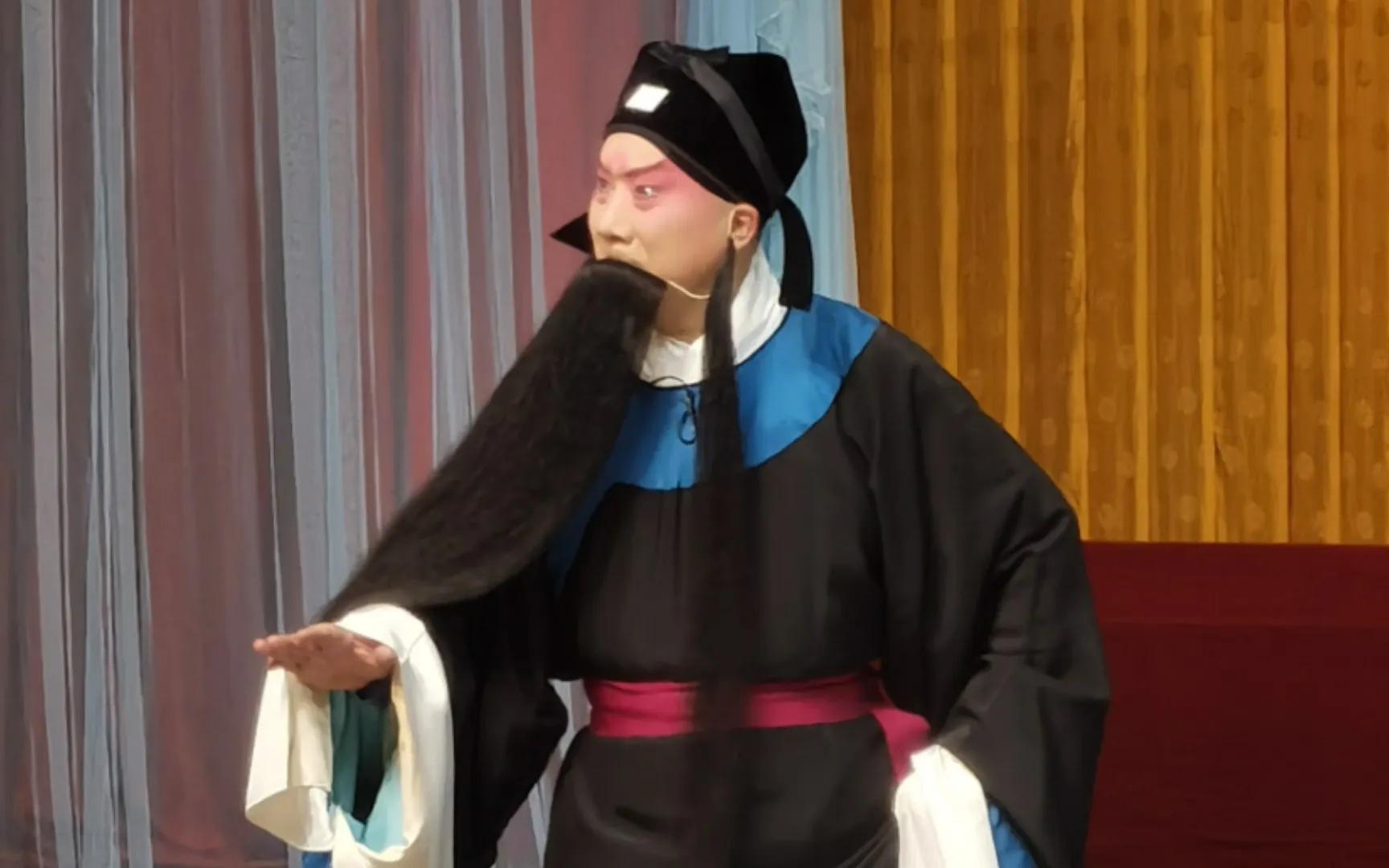 The Beijing Peking Opera Theater has nine top names, and the ones that ...