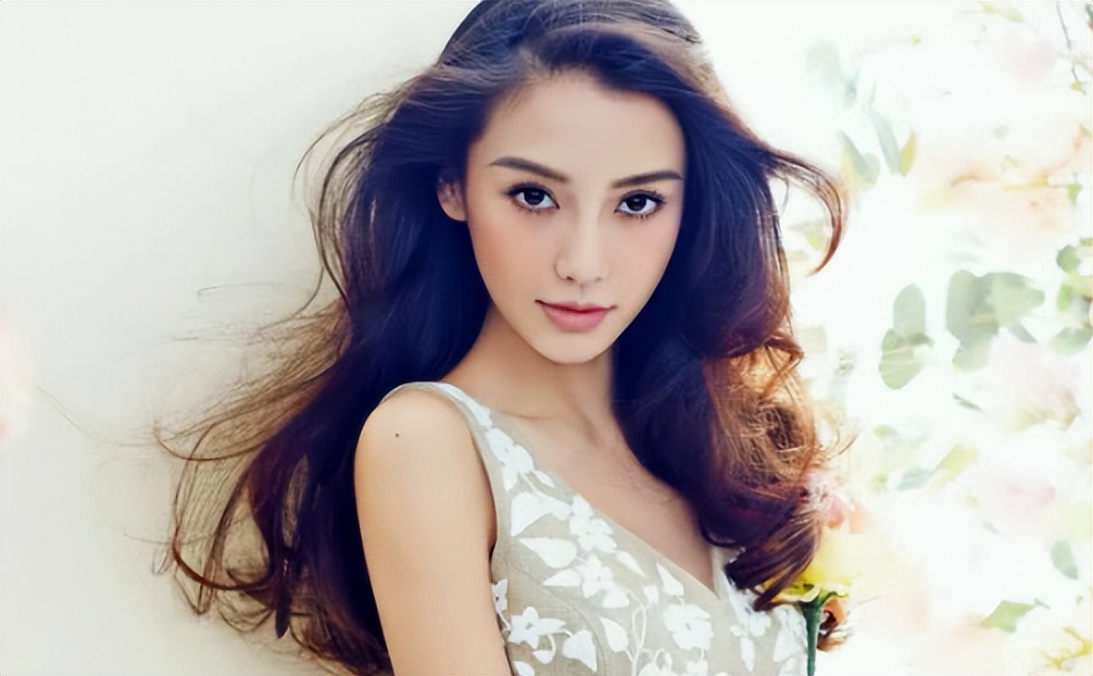 Huang Xiaoming and Yang Ying broke up: Yang Ying said: Huang Xiaoming can only give her money ...