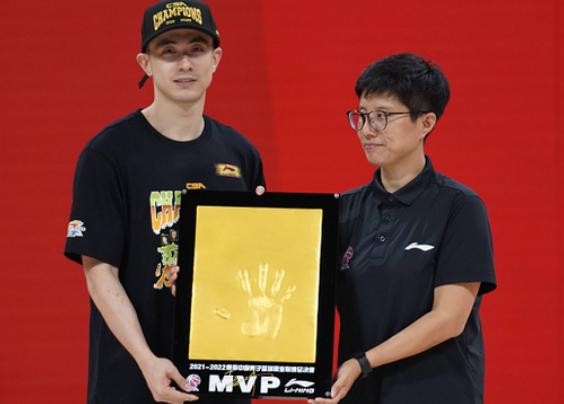 Congratulations!Zhao Jiwei and his wife are about to have their wedding ...