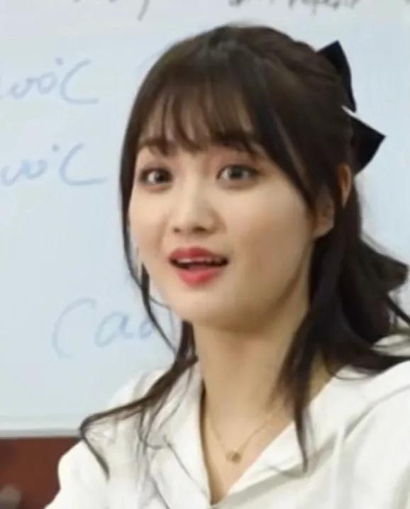 There are three criteria for men to look for: young is good, appearance ...