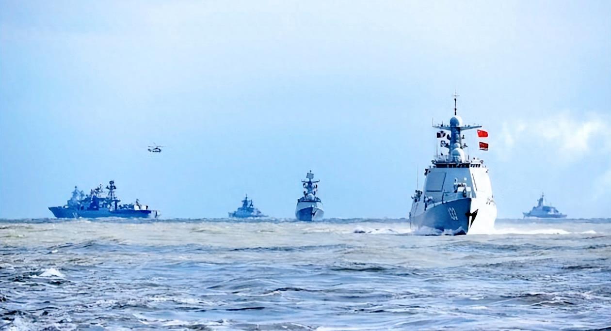 No more giving in! The 052D ship sailed into the high seas carrying a ...