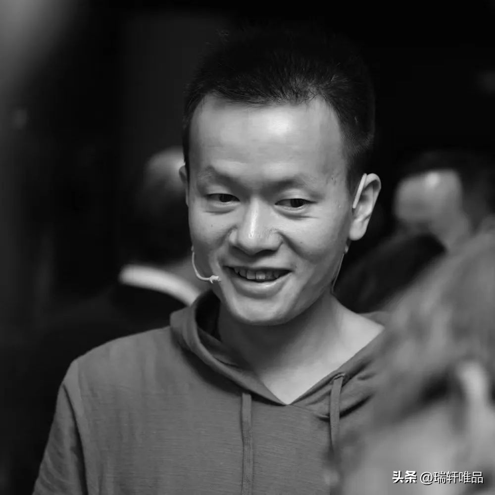 Wu Huaheng | Blank Black - iNEWS
