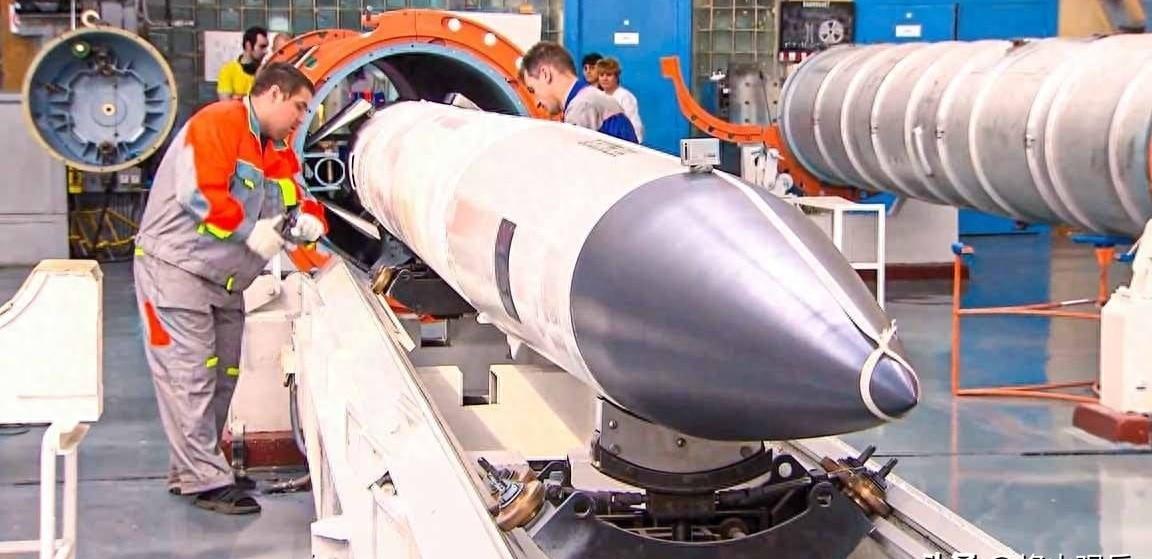 The 16 missile production lines are operating at full speed. Let's open ...