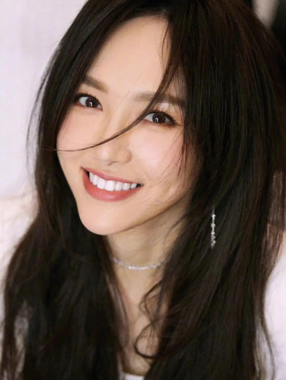 Tang Yan's view of love - iNEWS