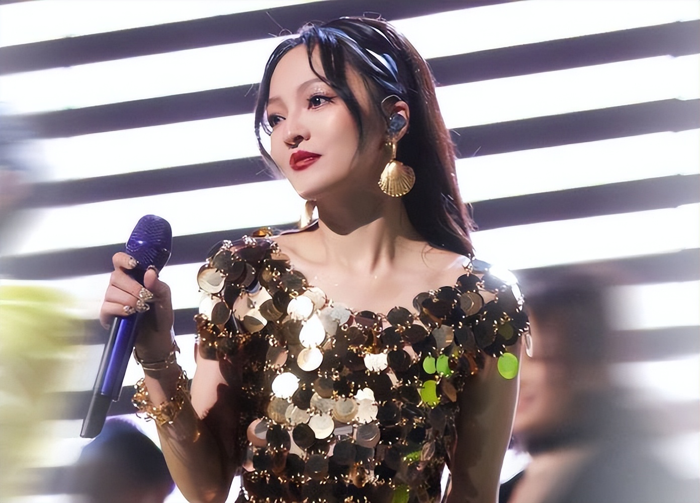 The sound is endless: Angela Chang is participating in the Buddhist ...