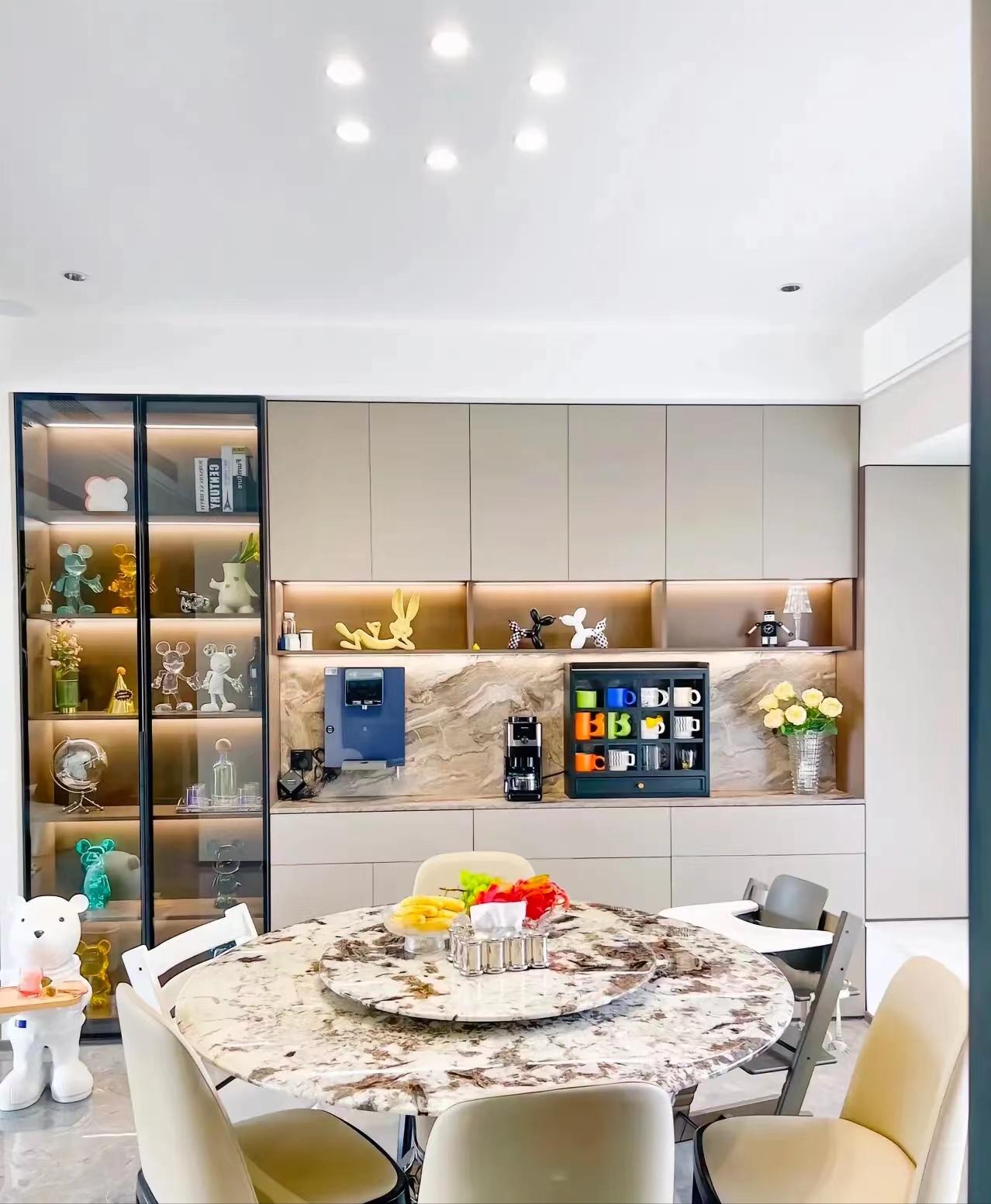 The restaurant should have beautiful and practical sideboards, 5 ...